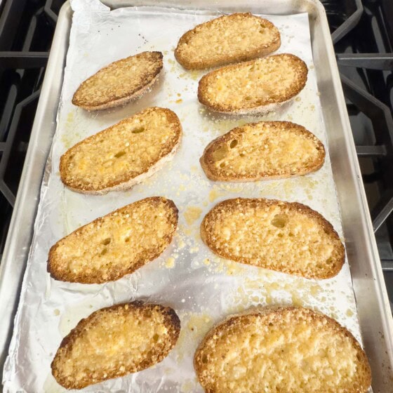 Easy Gluten-Free Garlic Toast Recipe (with Parmesan) – A Foodcentric Life