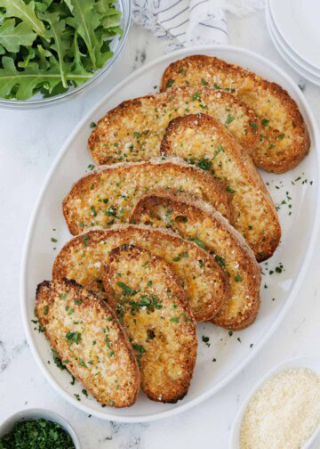 Easy Gluten-Free Garlic Toast Recipe (with Parmesan) – A Foodcentric Life